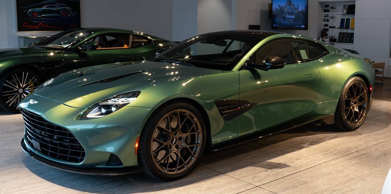 Aston Martin Vanquish | Mustang7G - 2024+ S650 Mustang Forum (Dark ...