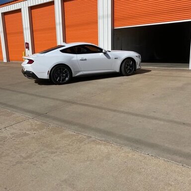 Oxford White vs Iconic Silver with OEM 20 inch Wheels | Mustang7G ...