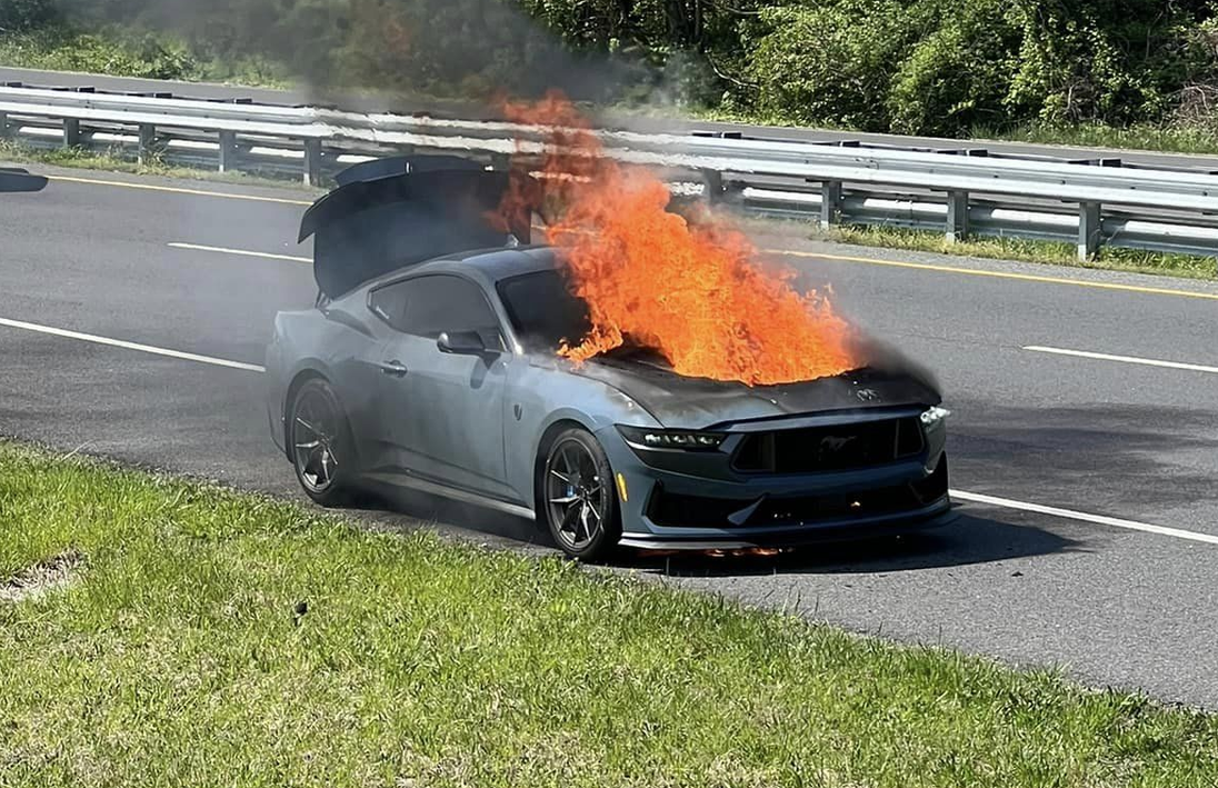 Dark Horse on fire and burns down (from stuck clutch) | Mustang7G ...
