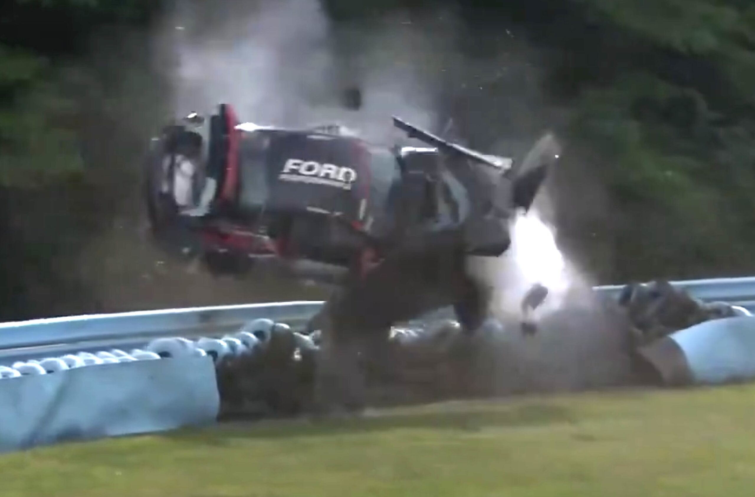 Dark Horse massive crash at IMSA (06/21) | Mustang7G - 2024+ S650 ...
