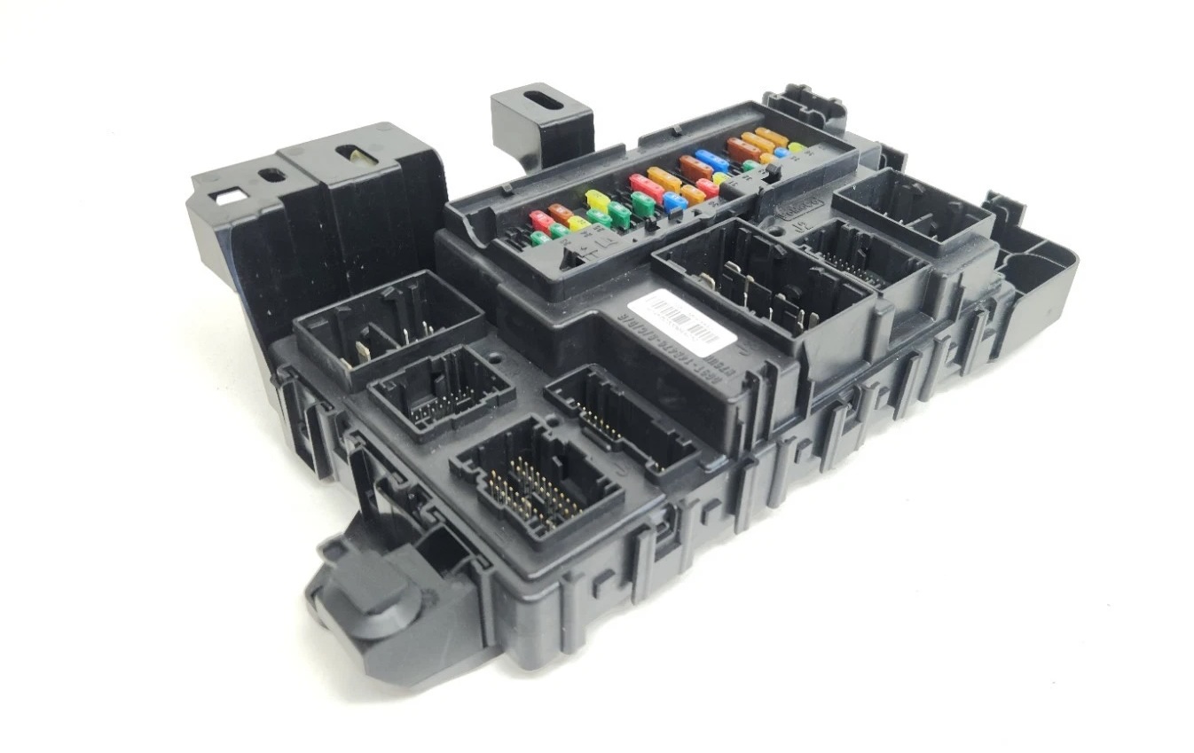 New recall: water intrusion into BCM and connectors (25C43/25V546 ...